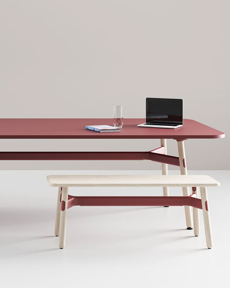 Okidoki+ Table - HOW Group