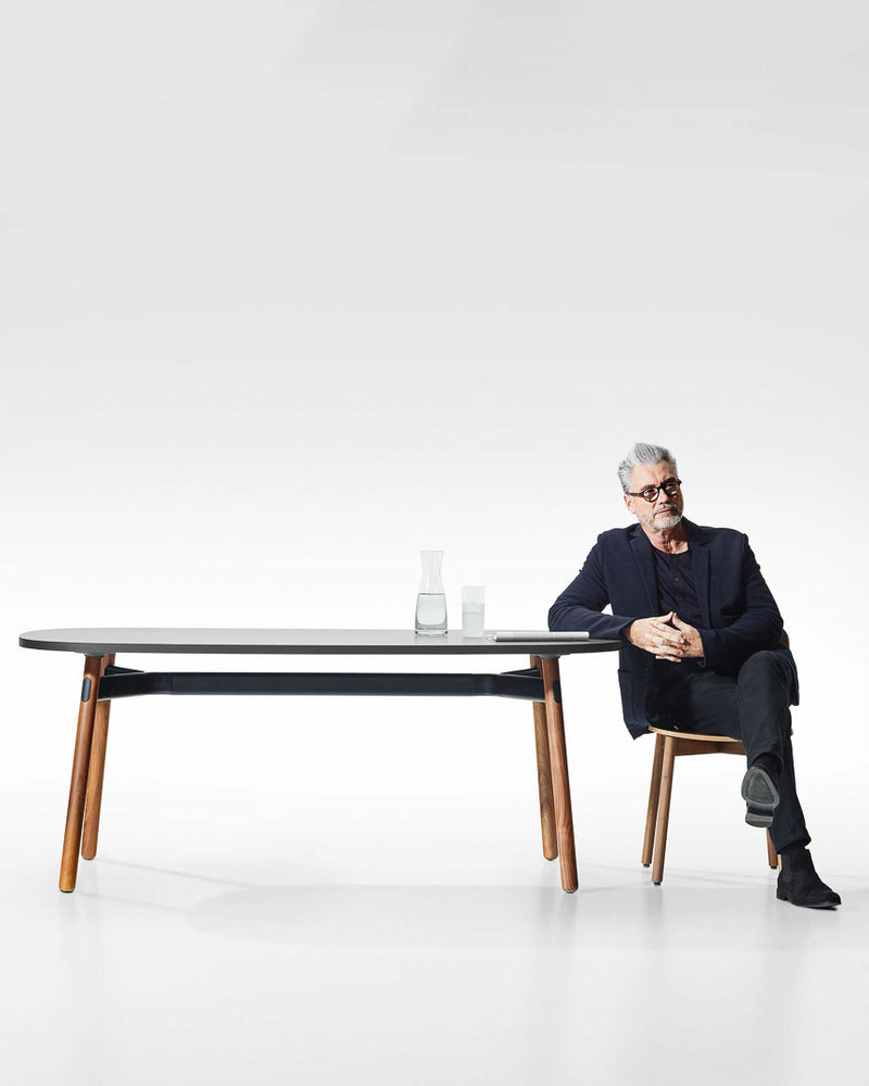 Okidoki Table - HOW Group